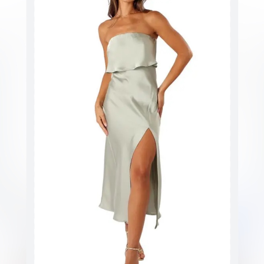 Petal And Pup Vienna Popover Strapless Satin Midi - Gem